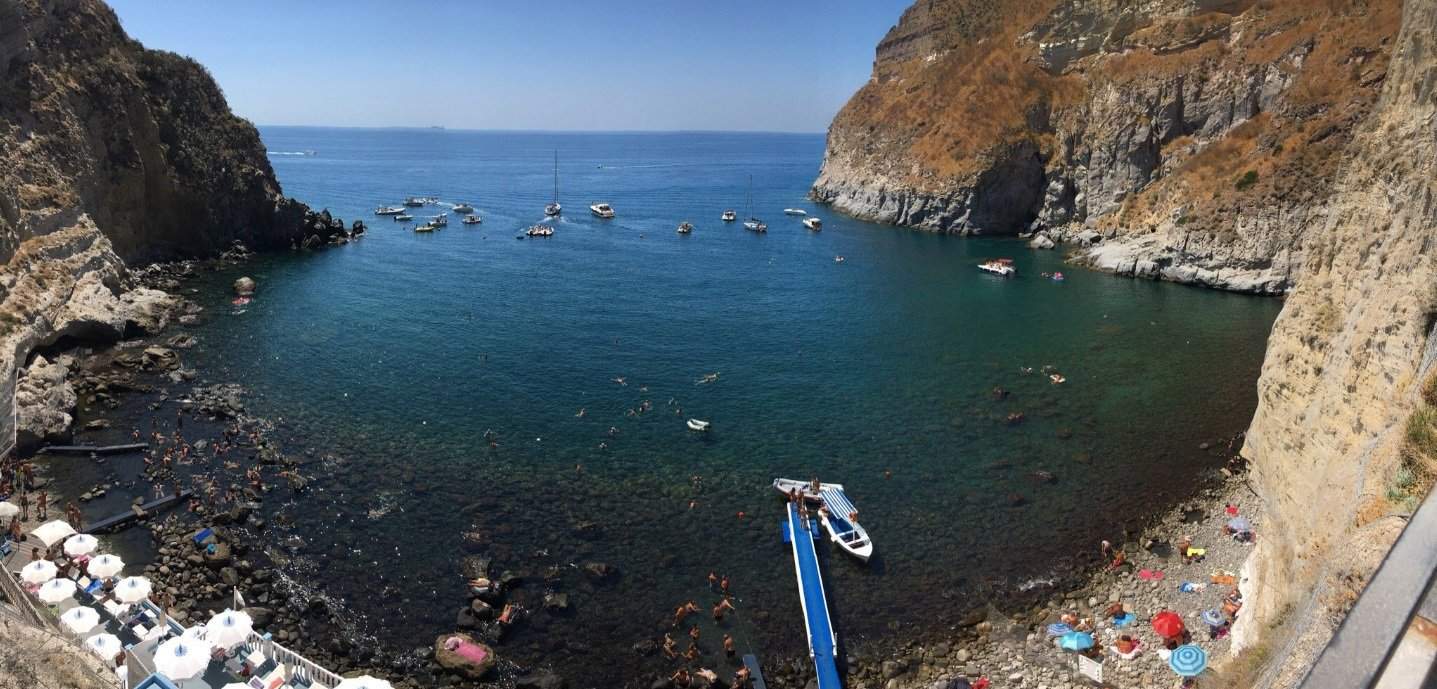 Sorgeto Ischia Baia Termale.